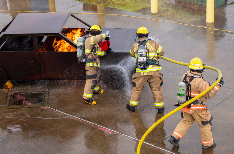 Photos: Firefighters get critical hands-on training | News | currypilot.com