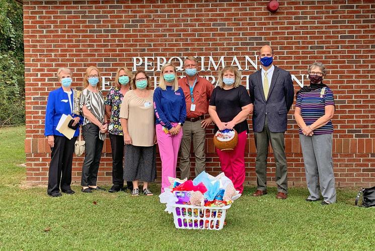 Edenton Tea Party celebrates National Day of Service | Chowan Herald ...