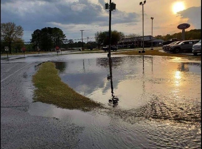 Rain, hail cause flash flooding in Edenton | News | dailyadvance.com