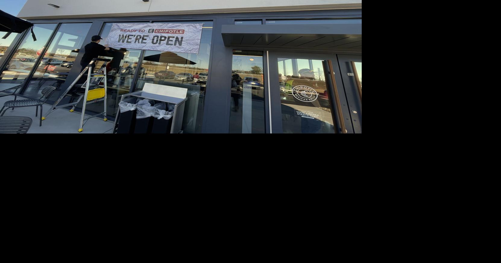 Customers line up as Chipotle Mexican Grill opens in EC | Local News ...