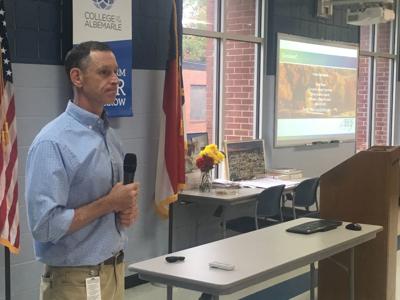 Scientist: Algal blooms’ cause still unclear | Local News ...