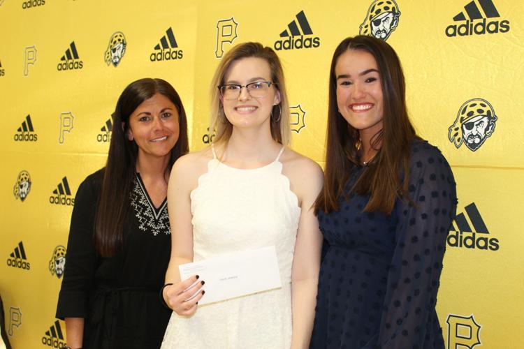Seniors Thach, DeWeese, Brown awarded top scholarships | Features ...
