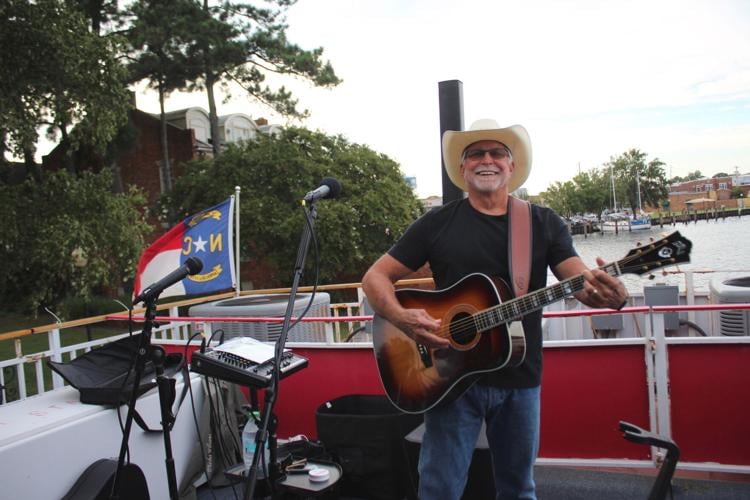 The royal treatment: Albemarle Queen evening cruises a hit | Local News ...