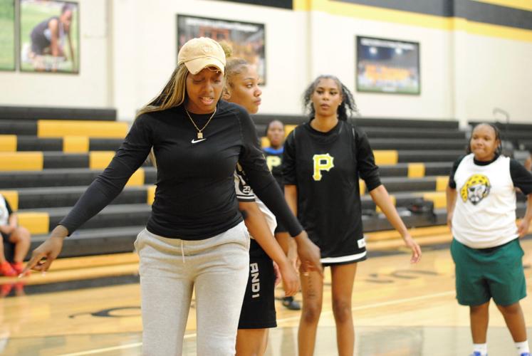 Pettaway returns to coach Lady Pirates | Local | dailyadvance.com