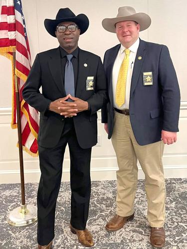 Sheriff Ruffin helps spread fashion trend | Features | dailyadvance.com