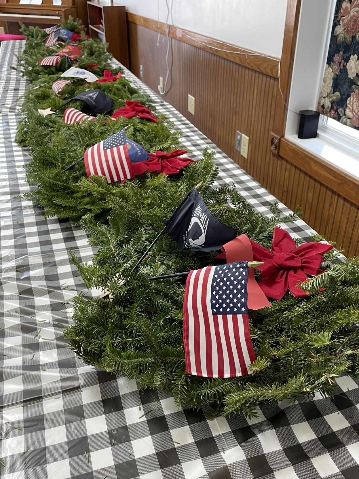 Wreaths placed at 66 veteran gravesites during Wreaths Across America ...
