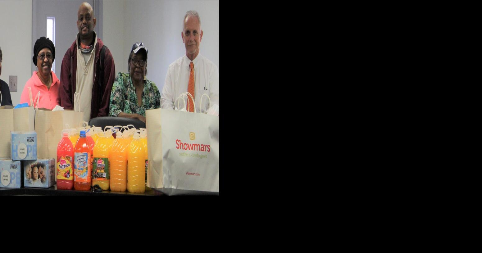 Lend a Hand donates food baskets to help homeless families | Features ...