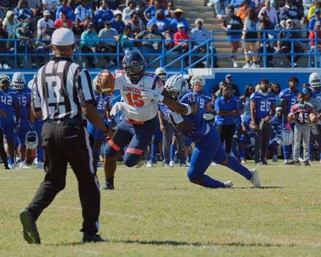 College Football | Successful Homecoming: ECSU hangs on against Lincoln ...