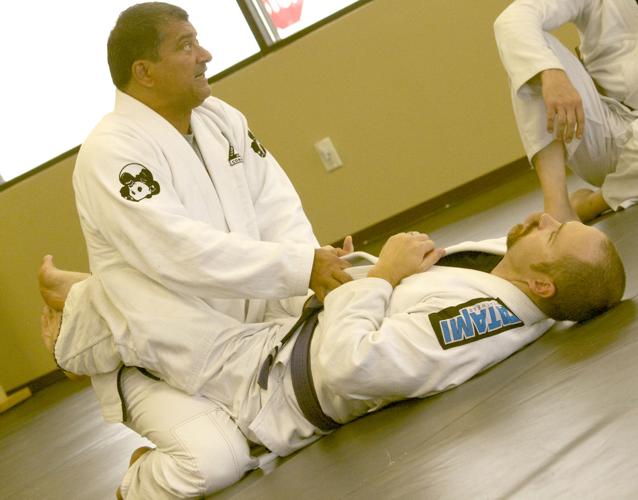 New Moves: Jiu jitsu master teaches in EC | Local | dailyadvance.com