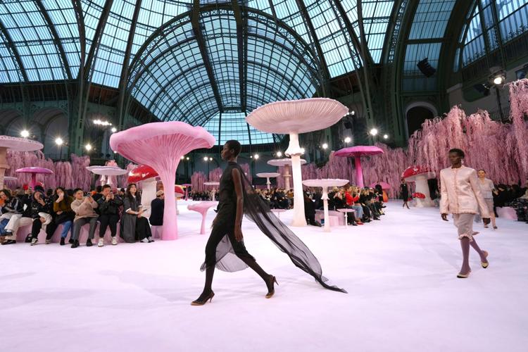 Haute couture highlights from Paris, in photos | Entertainment ...