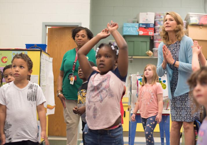 Kristen Cooper visits Sheep-Harney | Multimedia | dailyadvance.com