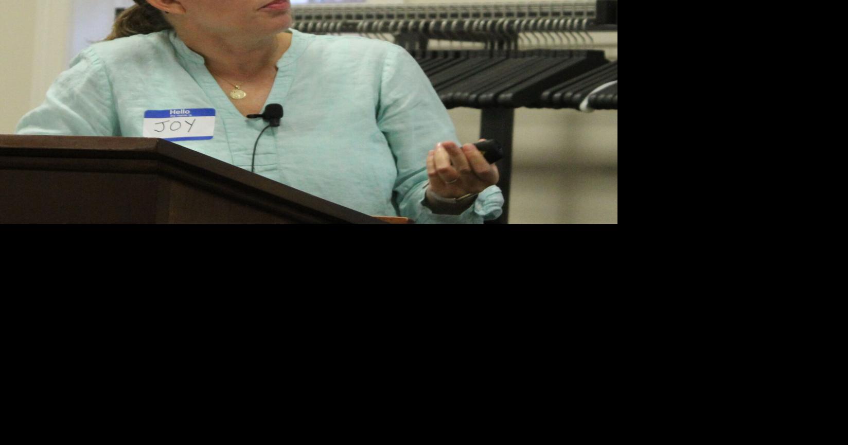 Community meets to discuss gun violence prevention | News ...