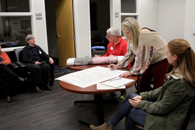 Developing a vision: 85 attend forum on downtown's future | Local News ...