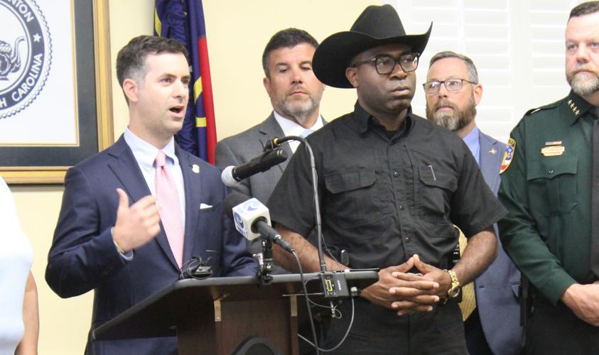 Laying down the law: Easley says 21 indicted as result of VCAP task ...