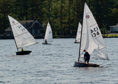 Moths again take to Pasquotank River for Nationals Championship | Local ...