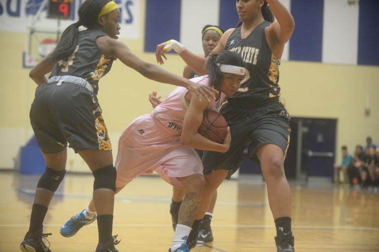 ECSU basketball, Feb. 21 | Multimedia | dailyadvance.com