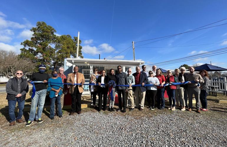 Inner Banks BBQ holds official opening in Edenton | News | dailyadvance.com