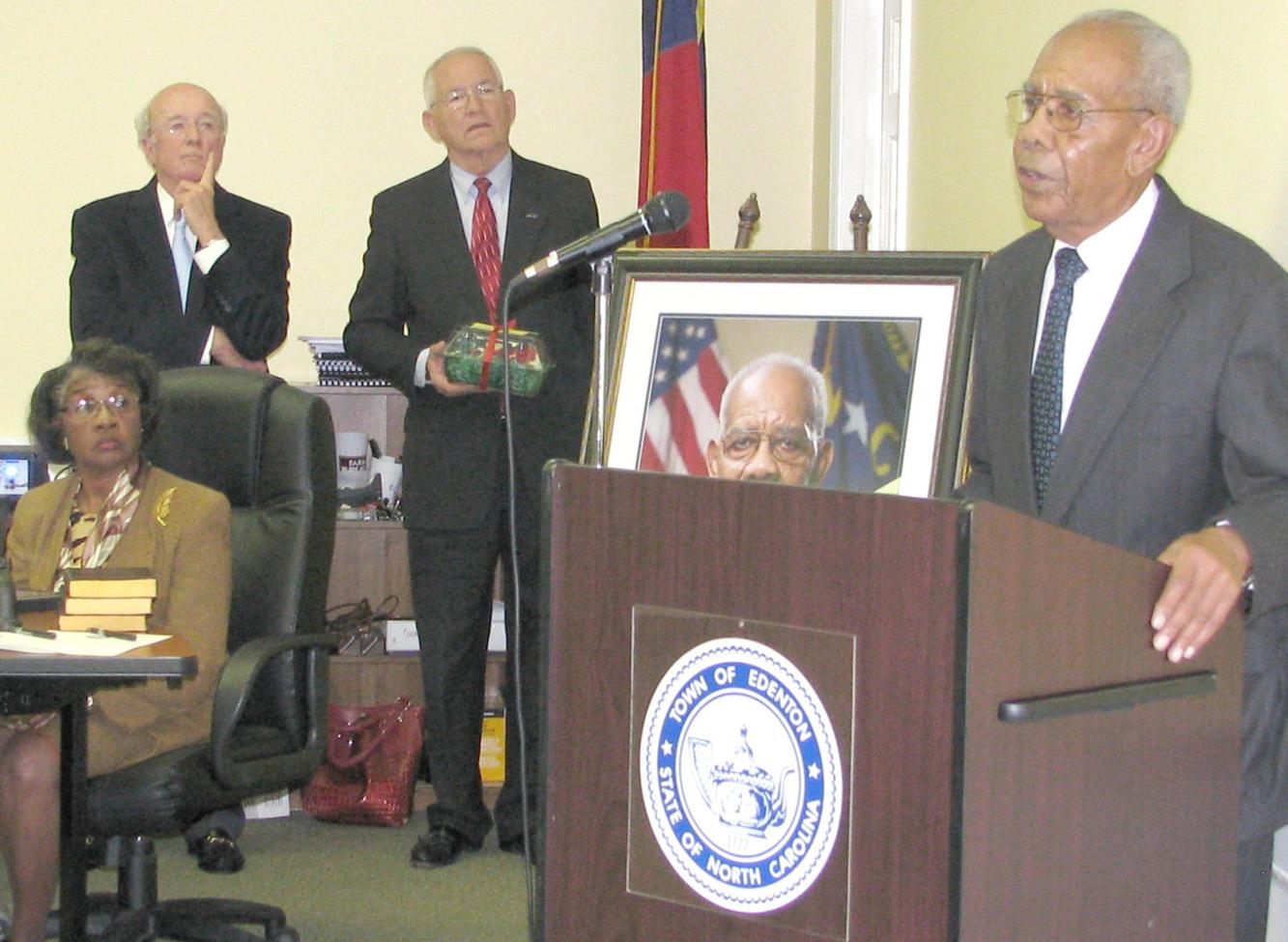 Edenton remembers former councilor Privott | Local News | dailyadvance.com