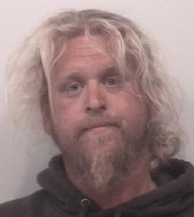 3 family members charged with assaulting man trying to bond out their ...