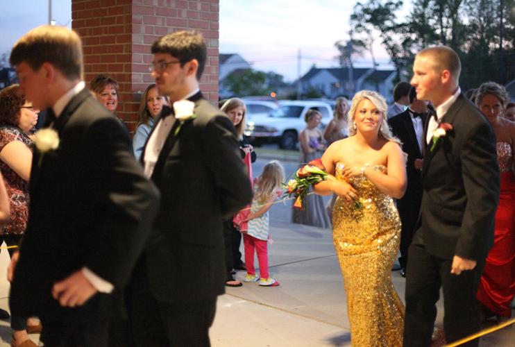 Prom night, Perquimans County High School | Multimedia | dailyadvance.com