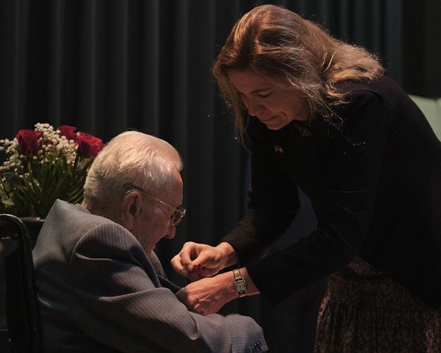 French diplomat presents Lingle Legion of Honor | Local News ...