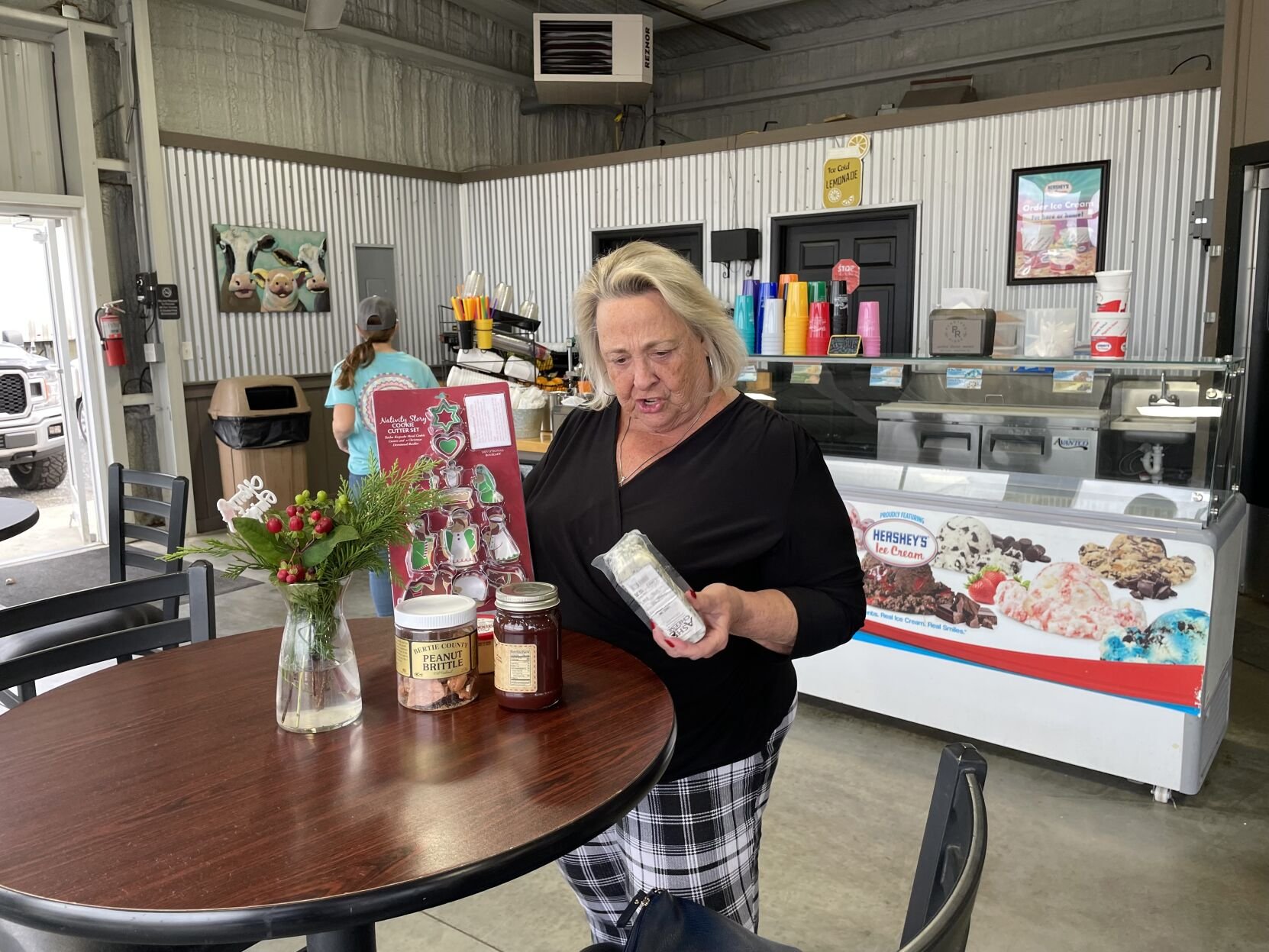 Farm Market sale makes way for new Captain Bob's | News | dailyadvance.com