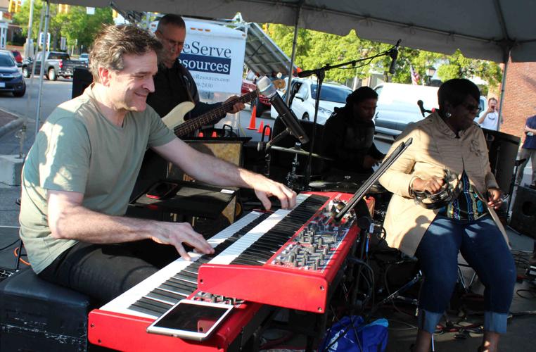 Rockin the streets: Boogie on Broad draws hundreds to downtown | News ...
