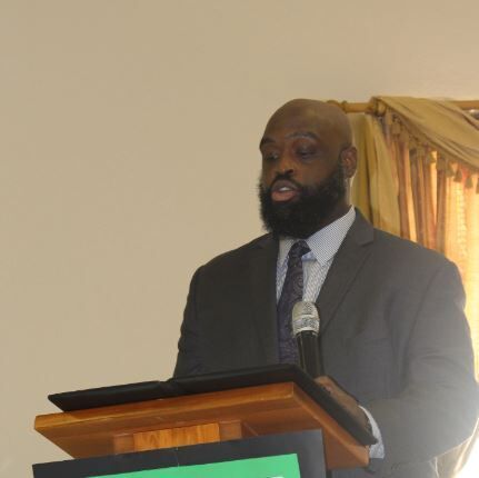 Davis: Financial freedom key part of freedom, urges intentional ...