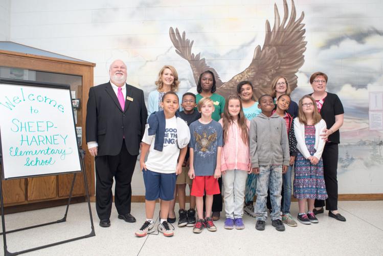 Kristen Cooper visits Sheep-Harney | Multimedia | dailyadvance.com