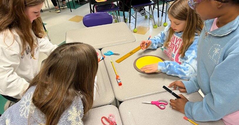 ECPPS News: District announces 2024-25 school-level Teachers of Year ...