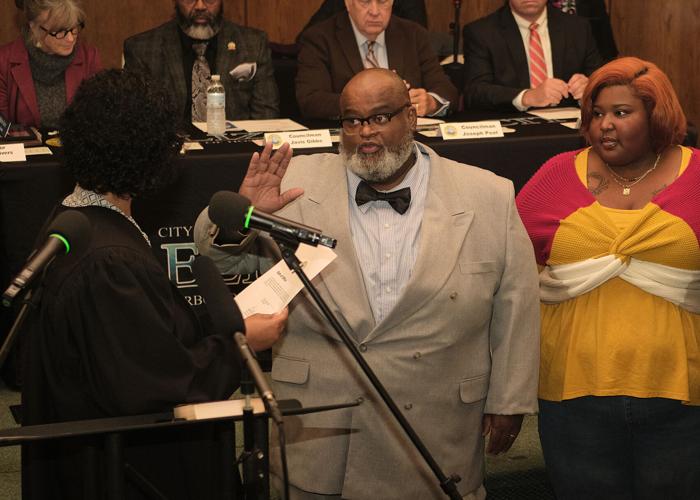 Morris sworn in to council, Spence elected mayor tem | Local News ...