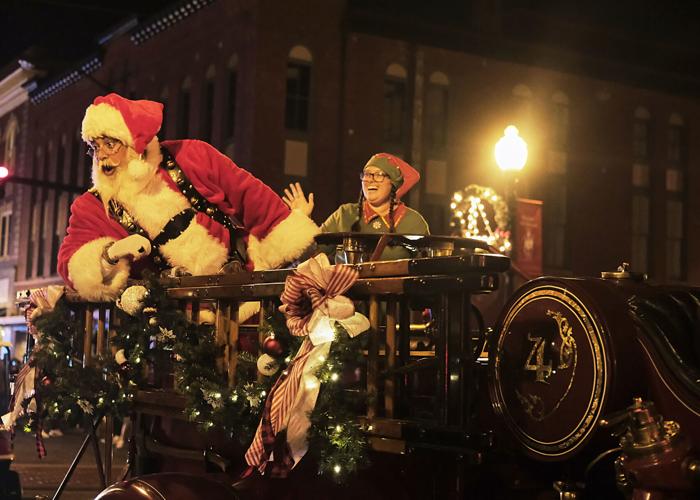 'A Hometown Christmas': 5,000 attend EC Christmas Parade | Local News ...