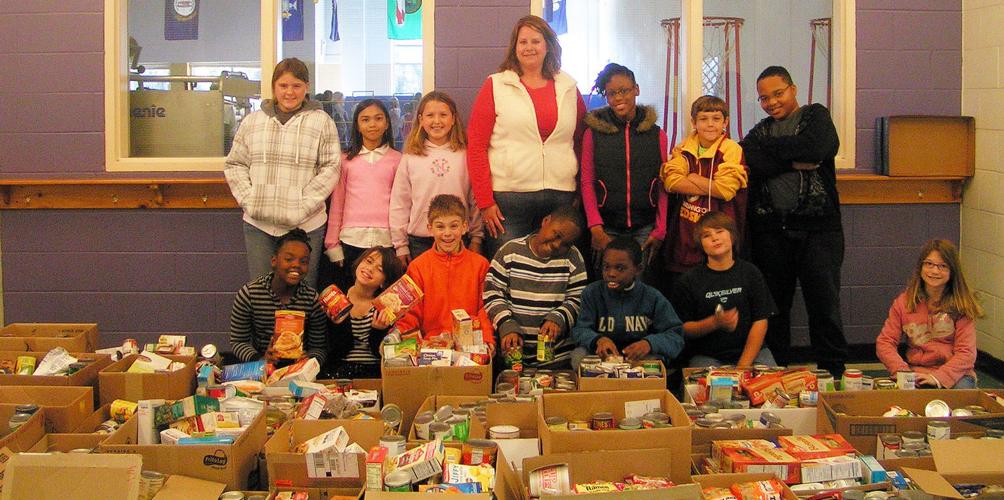 Donations provide area needy with Thanksgiving blessings | News ...