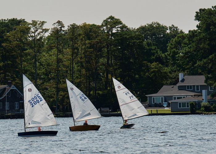 Flitting across Pasquotank: Rabbit claims Classic Moth Boat title ...