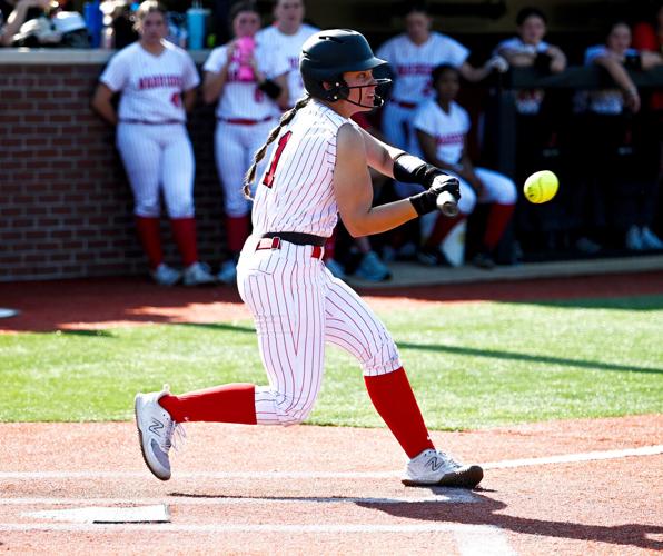 Lady Warriors roll through first round | Sports | dailycorinthian.com