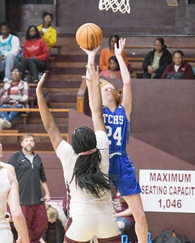 Tish’s Moore explodes for big night in win over Saltillo | Sports ...