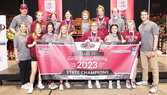 Lady Aggies win back-to-back powerlifting state championships | Sports ...