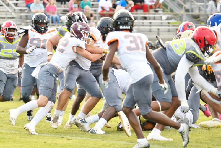 11 compete in NEMFCA all-star football game | Sports | dailycorinthian.com