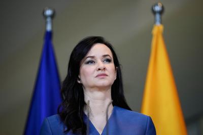Lithuanian government steps down after coalition reshuffle | World ...
