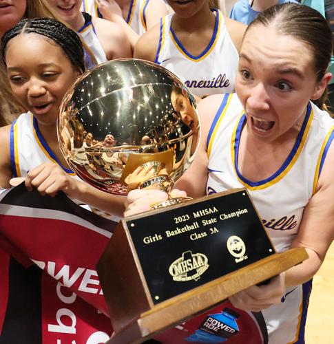 Putting the bow on a really fun basketball season | Sports ...