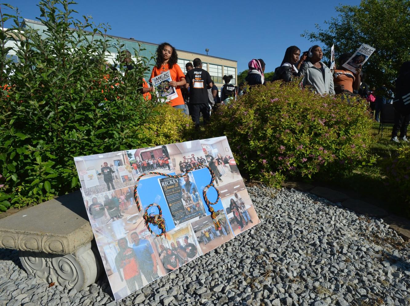 Michigan Peace Walk | National | dailycorinthian.com