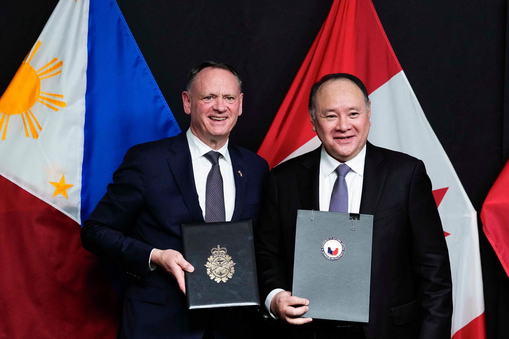 Canada Philippines Defence | World | dailycorinthian.com