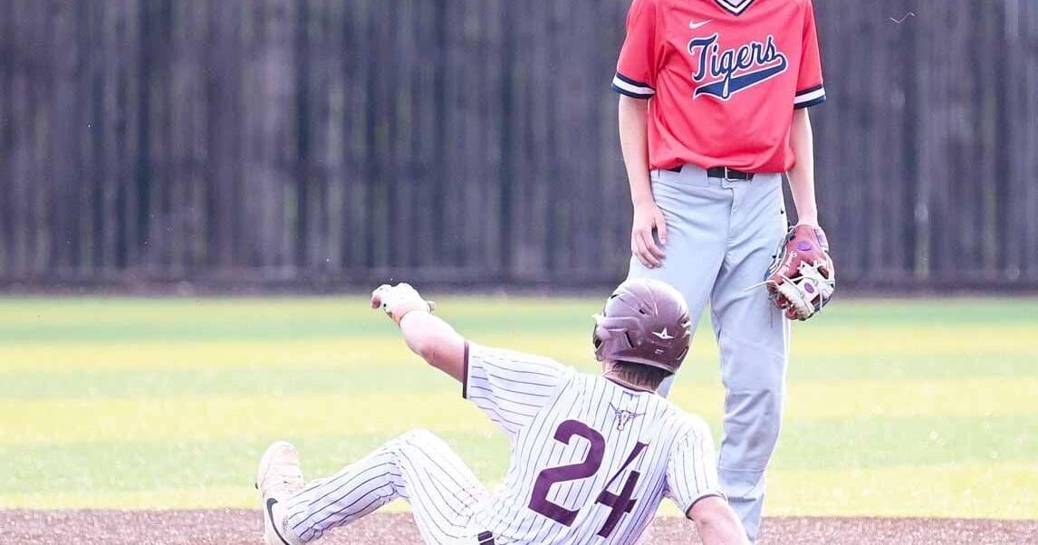 #13 Bryson Jackson action | | dailycorinthian.com