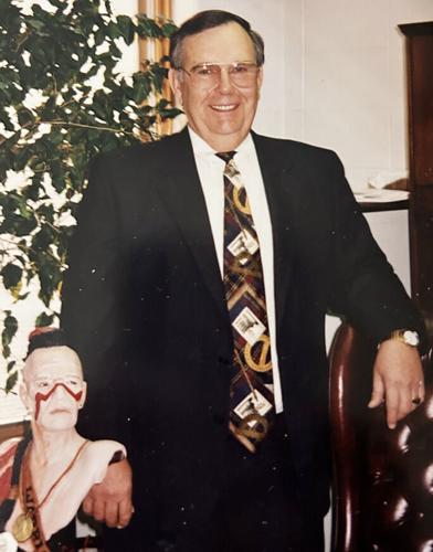 Students, faculty celebrate career of longtime educator | News ...