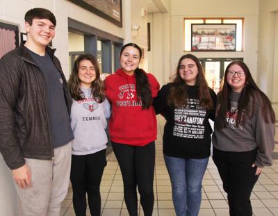 CHS tourism class hosts Christmas in Corinth event | News ...