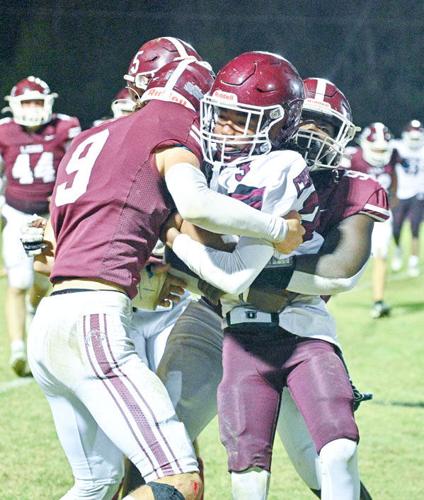 Lions roll in first-round playoff victory | Sports | dailycorinthian.com