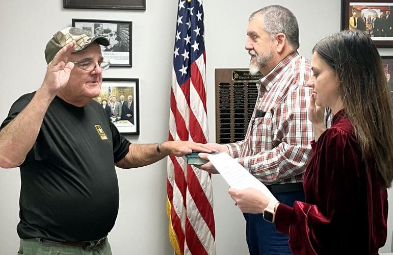 Election commissioners take oath of office | News | dailycorinthian.com