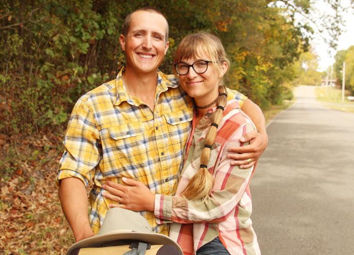 Walking couple visits Crossroads area | News | dailycorinthian.com