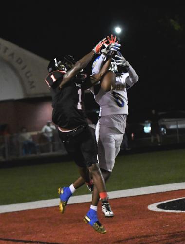 Lions down Eupora to go 2-0 | Sports | dailycorinthian.com