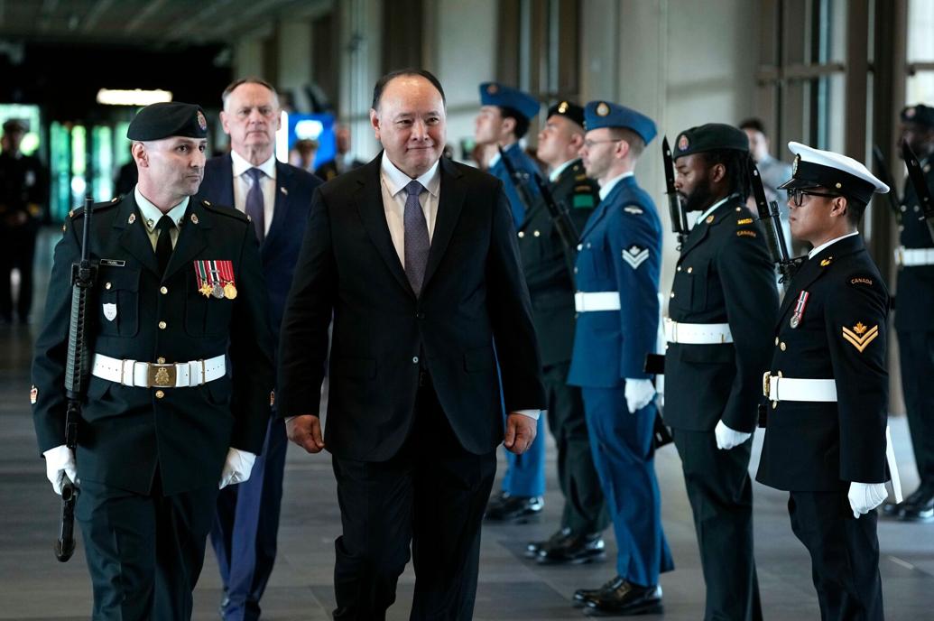 Canada Philippines Defense | World | dailycorinthian.com